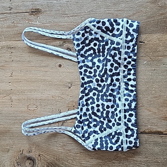 lululemon athletica | Intimates & Sleepwear | Lululemon Straight Up Bra ...